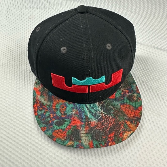 Nike true lebron James SnapBack - Accessories